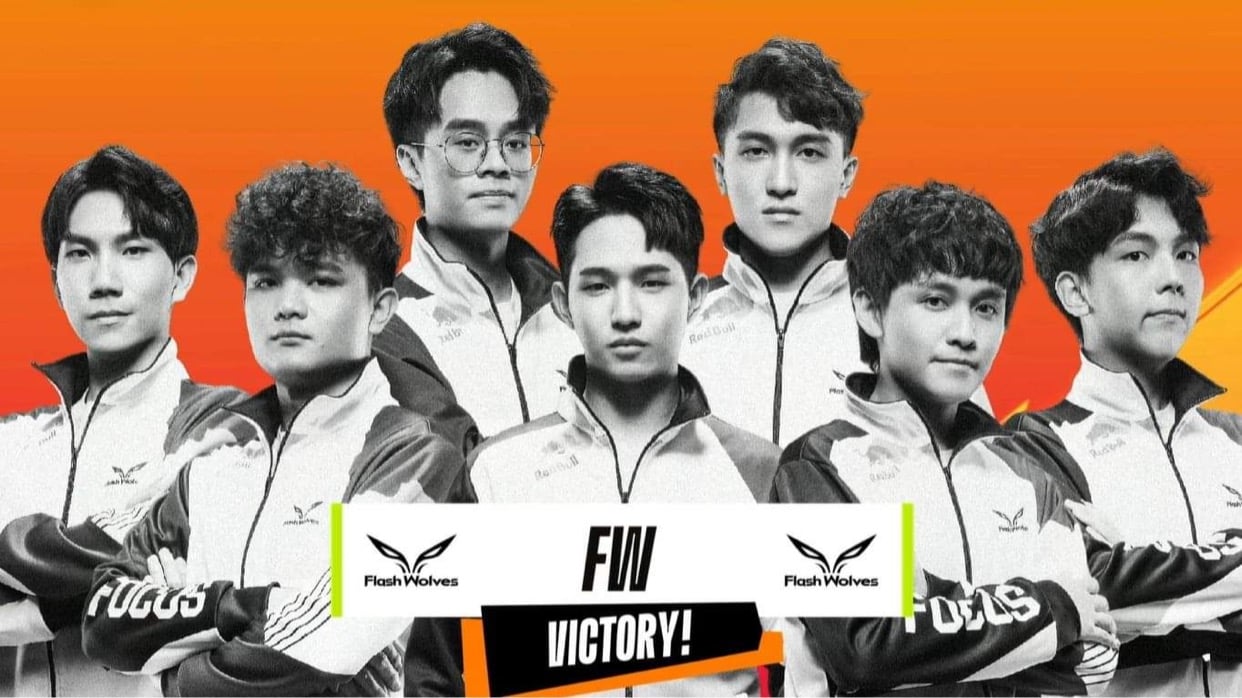 WCS Finals 2022: Flash Wolves รีแมตช์เข้าชิง Team Flash | ONE Esports ...