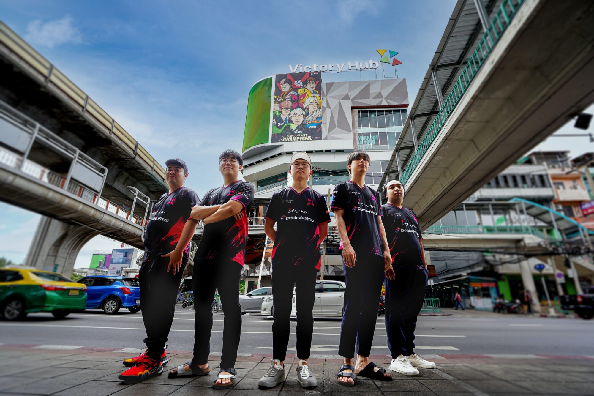 Surf ซึ้งใจได้รุ่นพี่ XERXIA สานฝัน Valorant Champions 2022 | ONE ...