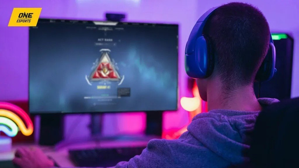 วัยรุ่น 14 ปีไต่ขึ้นอันดับ 1 แรงค์ Radiant โลก | ONE Esports Thailand