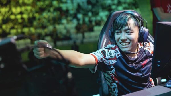 Crws อัปเดตอาการป่วยใบหน้าเบี้ยวครึ่งซีก | ONE Esports Thailand