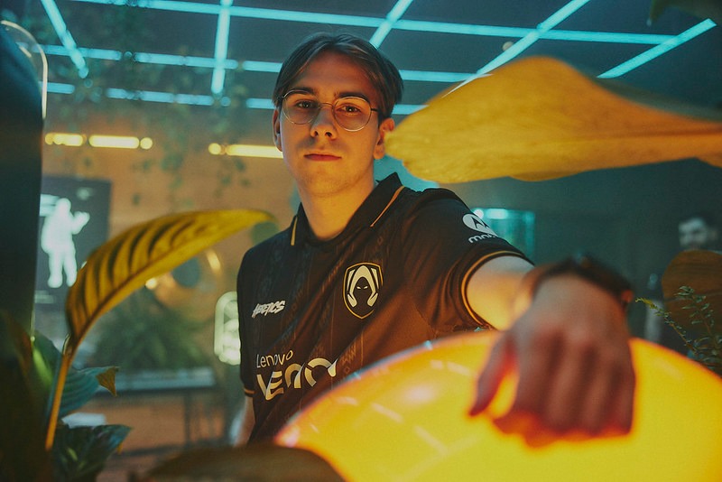 zeek อดีตแชมป์โลก Valorant Champions 2021 ถูกดรอปสำรอง | ONE Esports ...