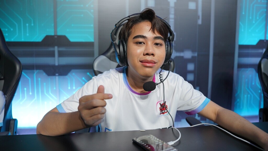 DEW เผยชื่อ 2 ตัวละครช่วยคว้า MVP FFWS 2023 | ONE Esports Thailand