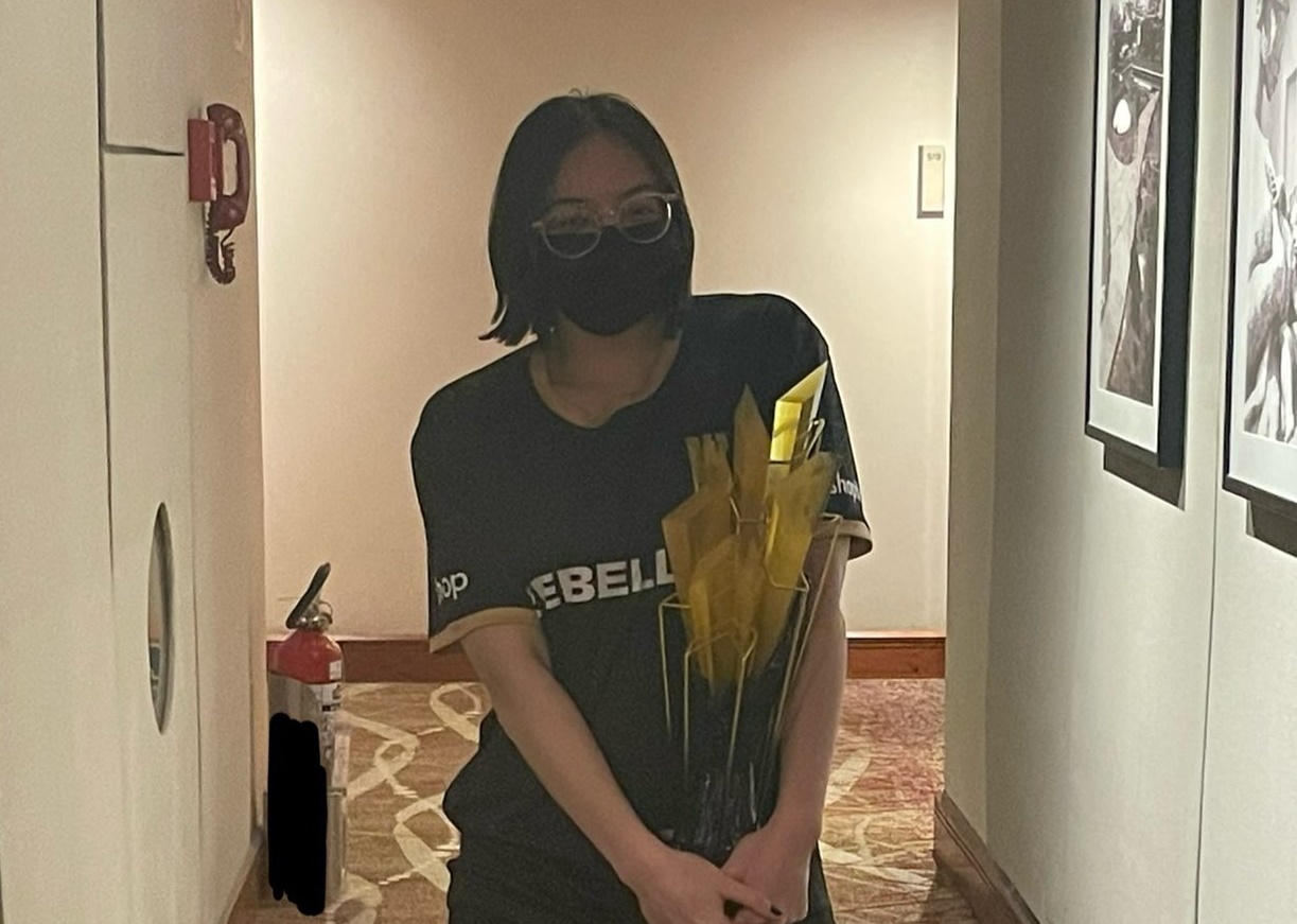 meL ร้องไห้แยกเล่นเดี่ยวเพราะโควิด แต่ช่วยทีมคว้าแชมป์โลก | ONE Esports ...