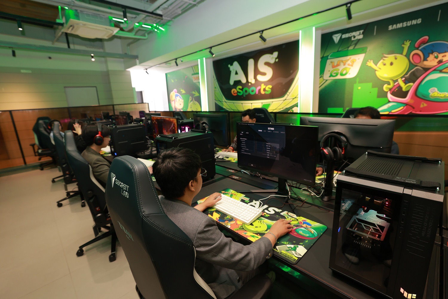 AIS เปิด AIS eSports STUDIO มอบประสบการณ์เล่นเกม สุดทันสมัย | ONE ...