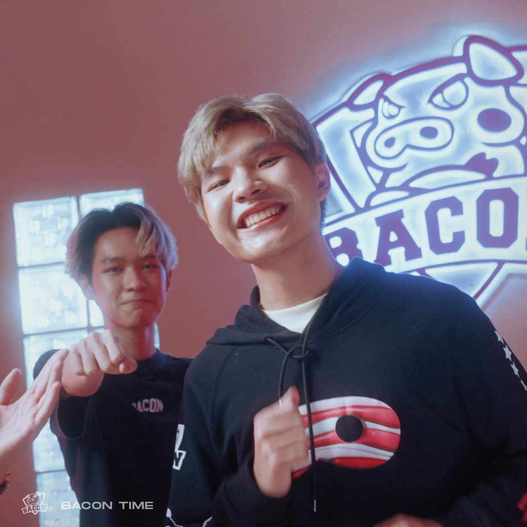 Bacon Time เผยเสื้อใหม่ พร้อมสินค้าลิมิเต็ดต้อนรับ Erez | ONE Esports ...