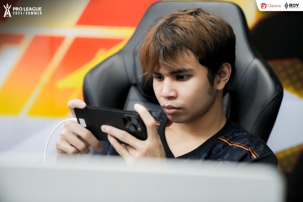 FULL SENSE โดนโควิดบุกแคมป์ กระทบการแข่ง RoV Pro League | ONE Esports ...