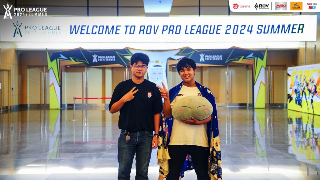 ฟิตจัด!แฟน RoV ปักหลักข้ามคืนรอแข่งออฟไลน์ RPL 2024 Summer | ONE Esports Thailand