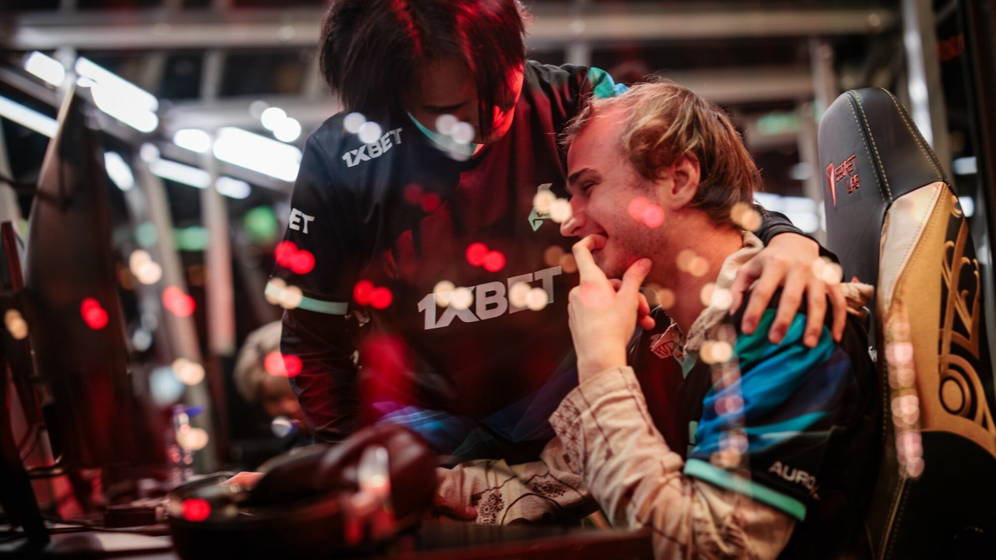 Aurora ดรอป lorenof เปิดทางหาทีมใหม่ | ONE Esports Thailand