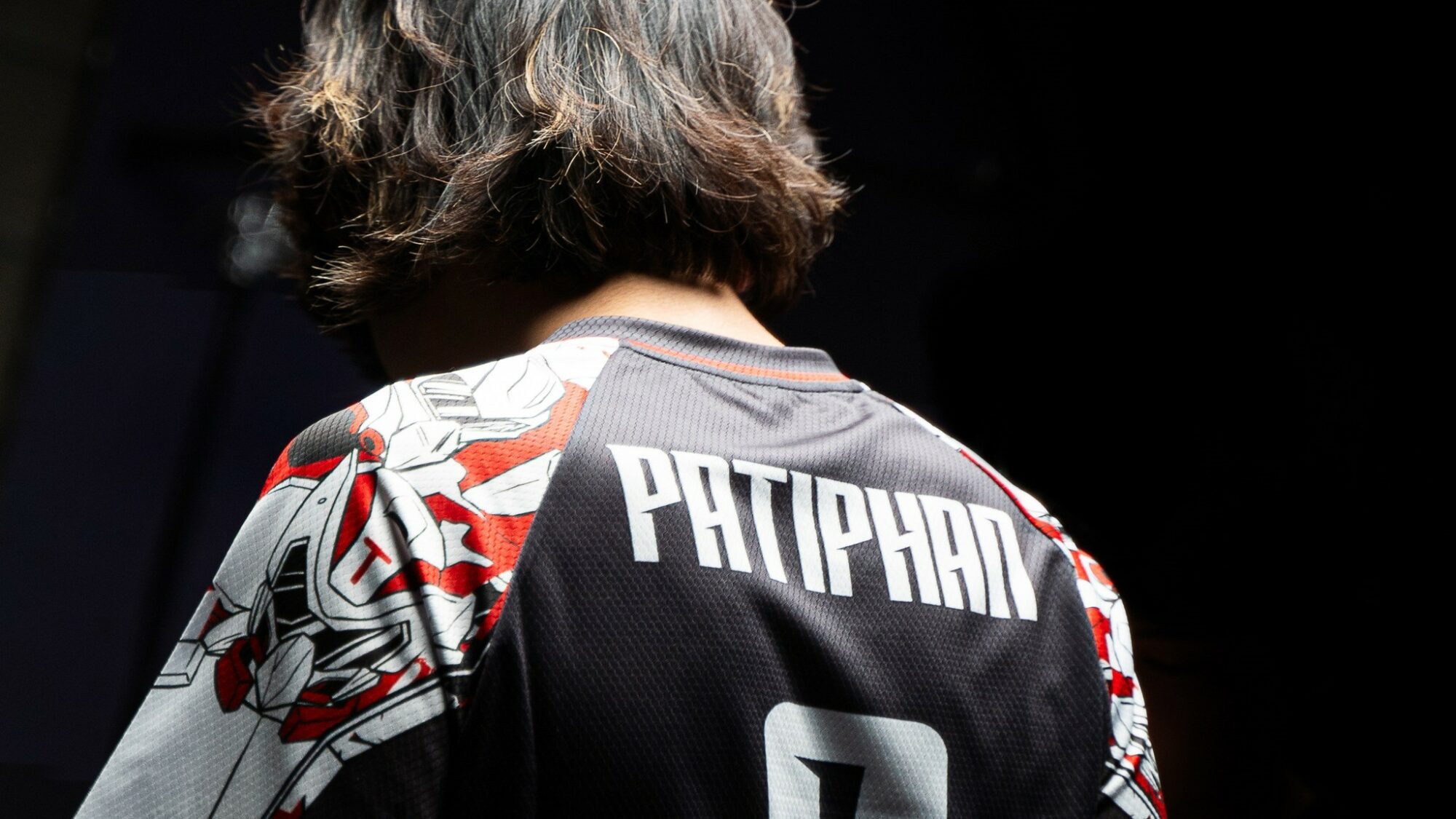 Talon Esports แถลงอำลา Patiphan และ b0i | ONE Esports Thailand