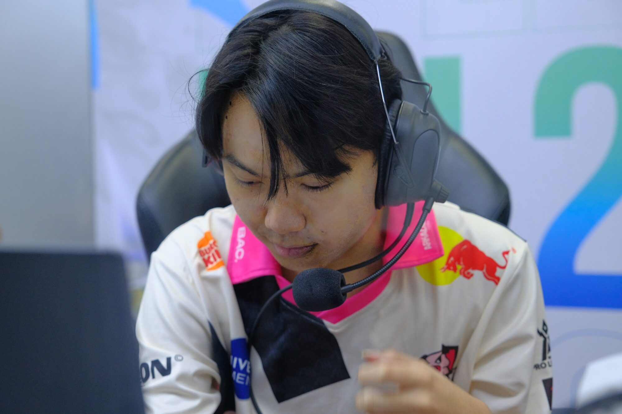 แบน Bboss 2 ปีรับจ้างปั๊มแรงก์ Bacon Time สั่งพักงานไร้กำหนด | ONE Esports Thailand