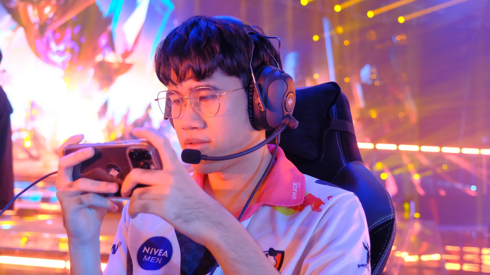 TaoX รับ 2024 เป็นปีที่ยากลำบากของ Bacon Time | ONE Esports Thailand