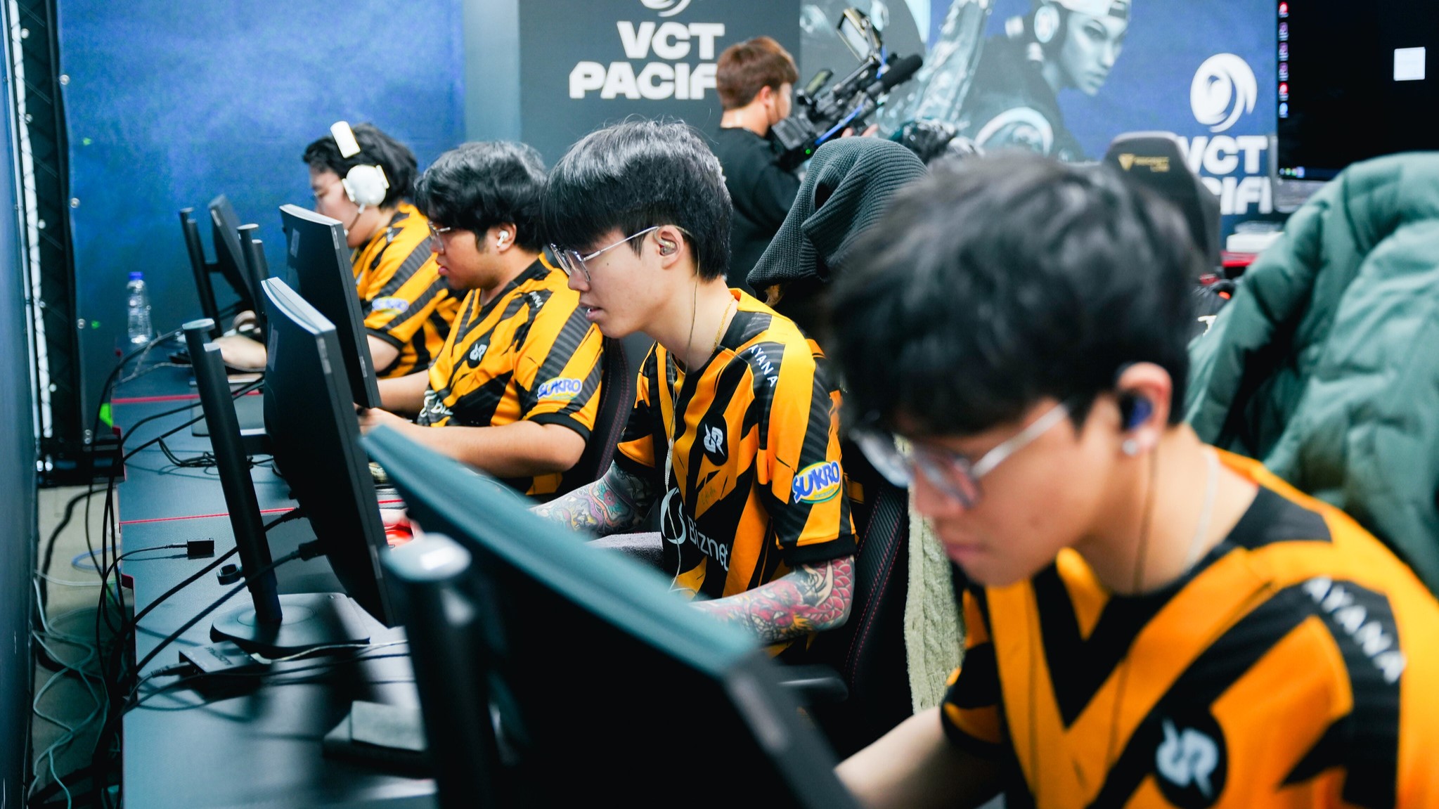 Estrella ยอมรับเป็นเรื่องยากรับบท IGL ให้ RRQ | ONE Esports Thailand