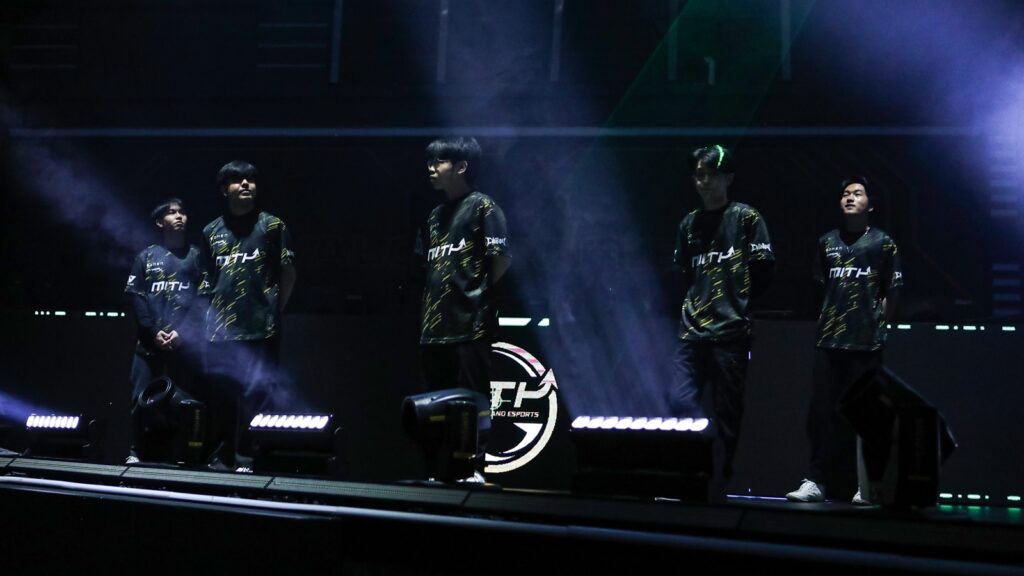 CGRS เสียดายอดีตไลน์อัพ MiTH ยกเป็นชุดที่ดีที่สุด | ONE Esports Thailand