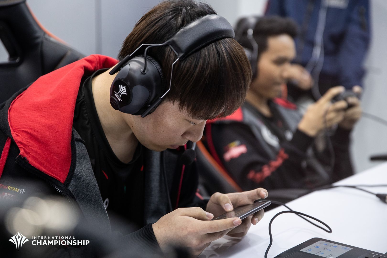 เริ่มไม่สวย! AHQ พ่าย HKA 0-2 คะแนนติดลบวันแรก AIC 2019 | ONE Esports Thailand