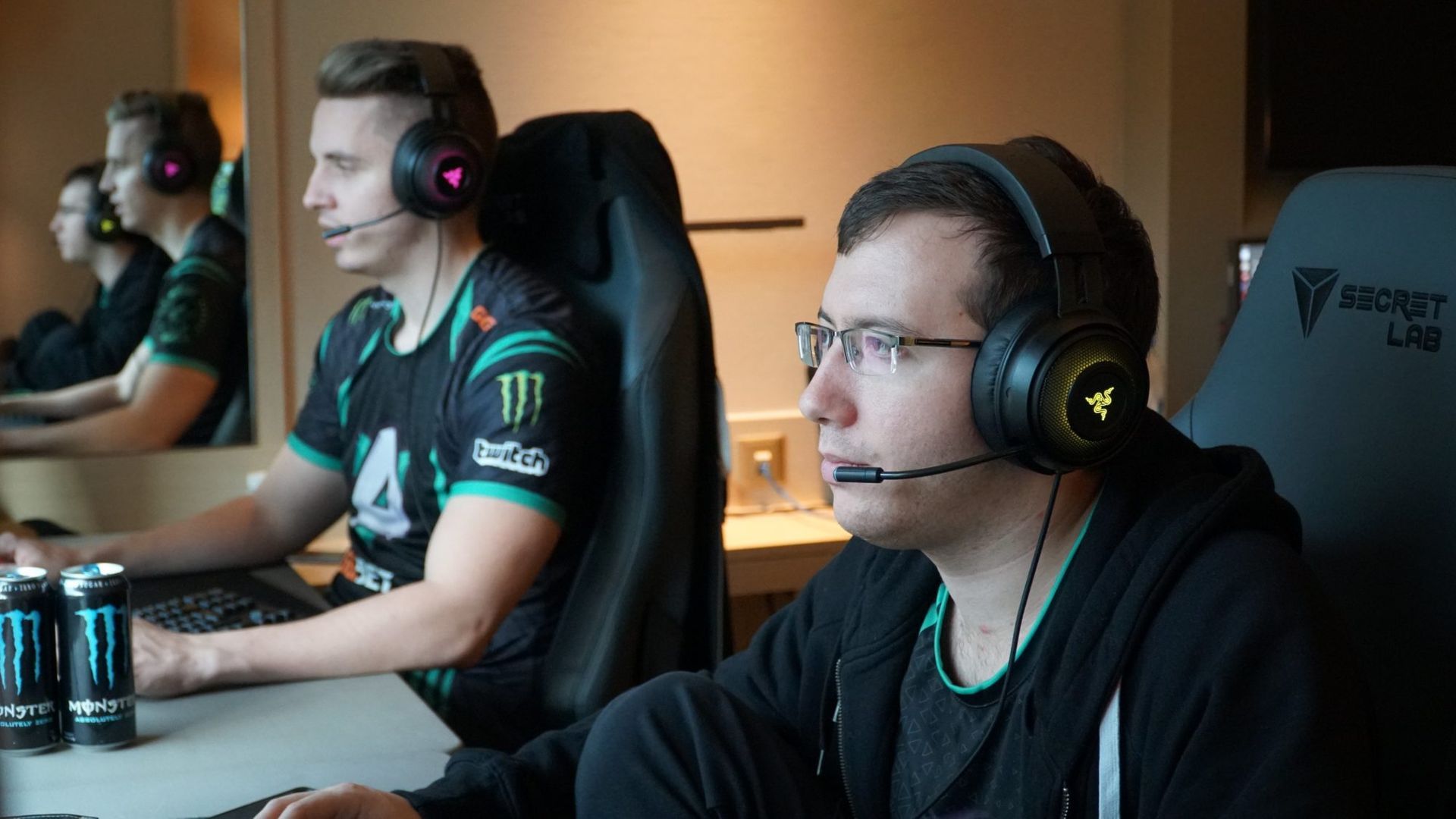 เดือดจนนาทีสุดท้าย! Alliance เฉือนชนะ VP 2-1 เข้ารอบสามสายล่าง ONE ...