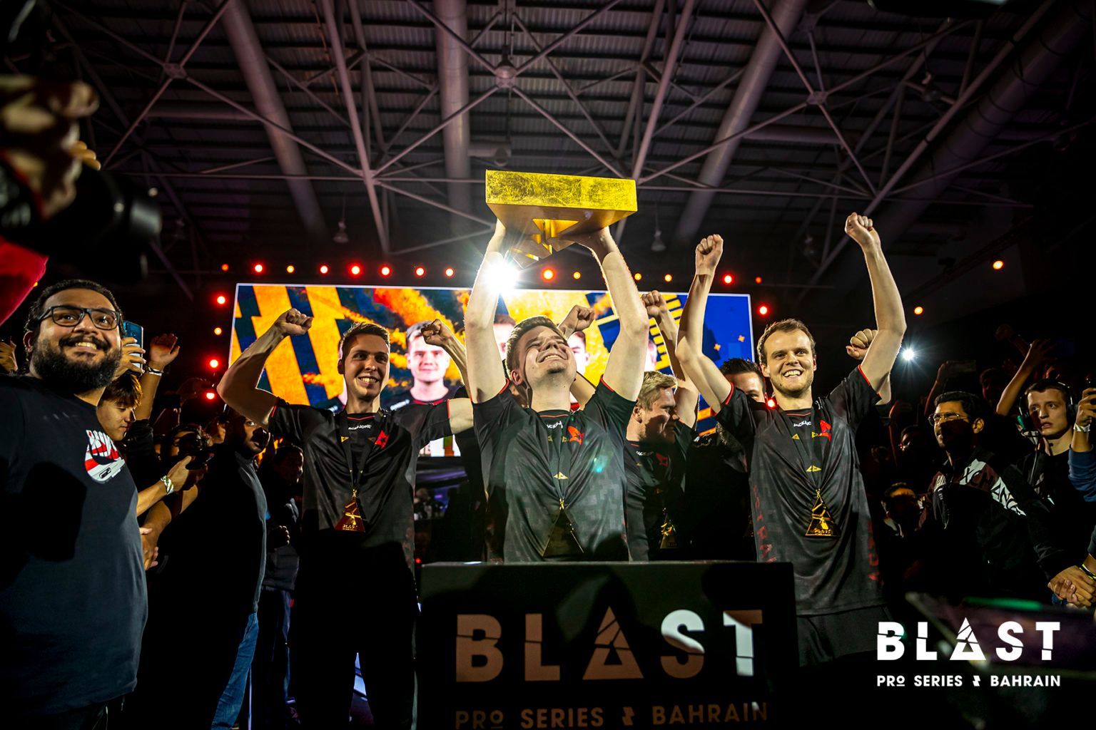 ม้ามืดแห่งปี! Astralis ถล่ม Liquid คว้าแชมป์ CS:GO BLAST Pro Series ...