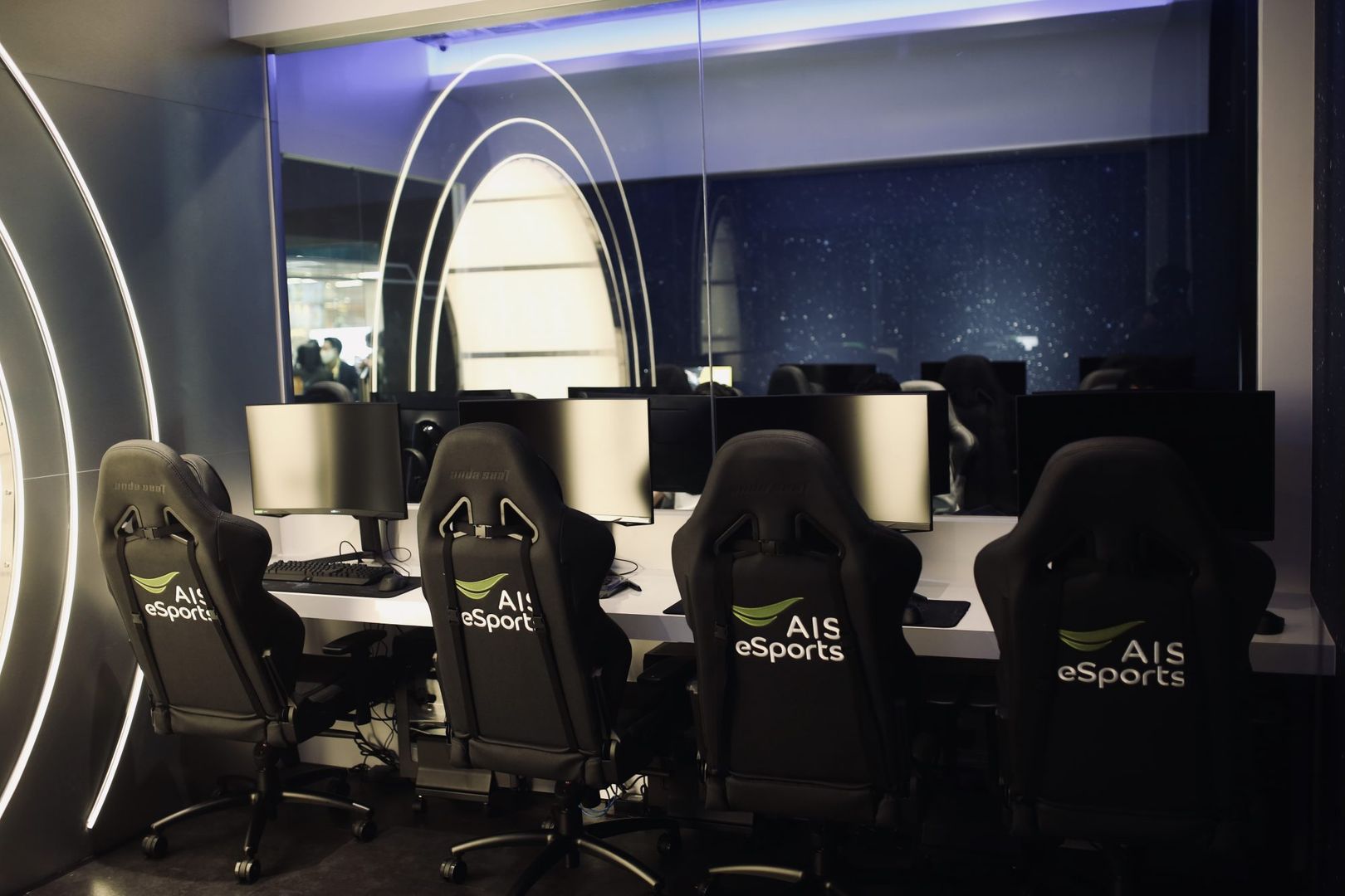 ครบวงจร! เอไอเอส เปิดตัว AIS eSports STUDIO คอมมูนิตี้อีสปอร์ตแห่งแรกใน ...