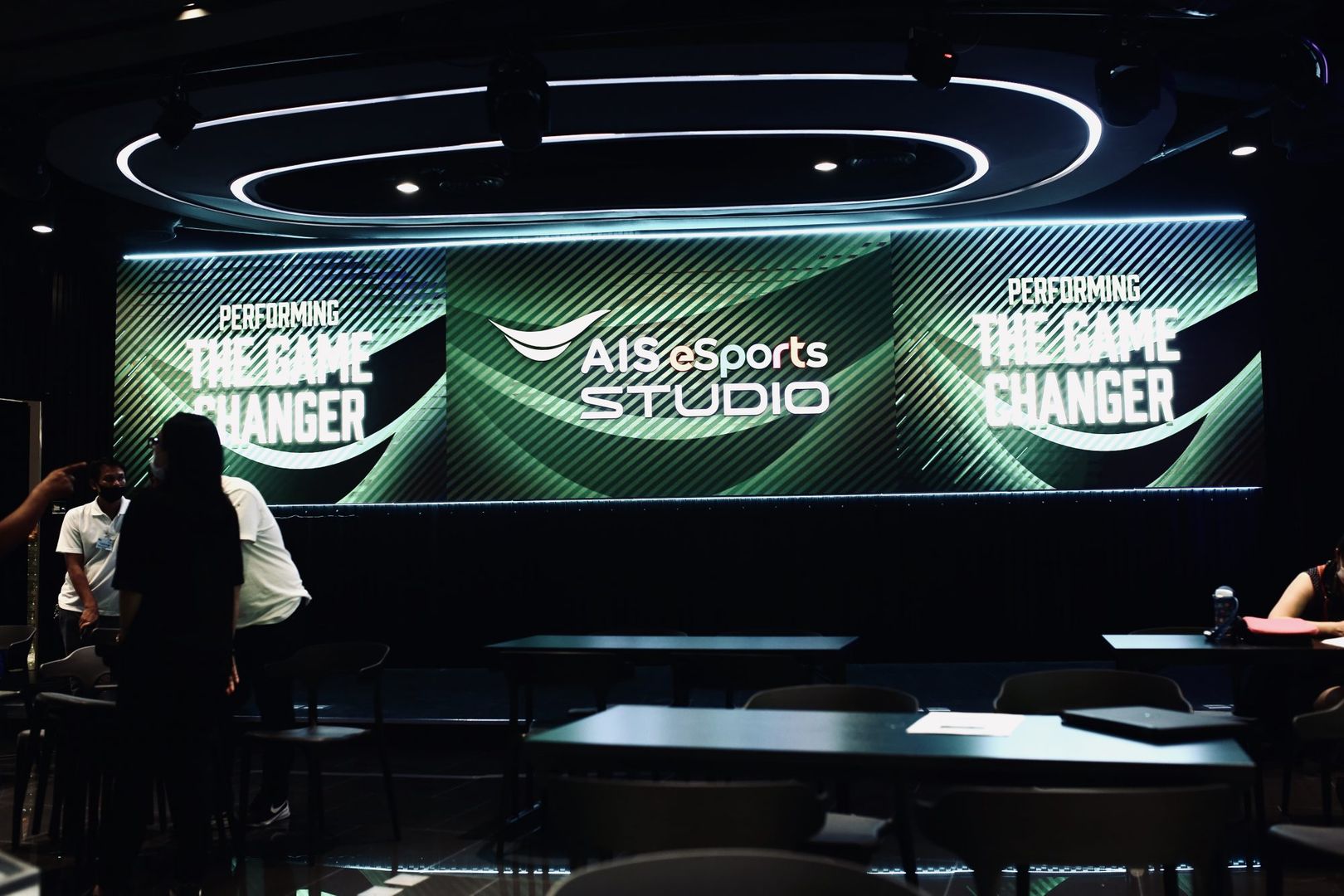 ครบวงจร! เอไอเอส เปิดตัว AIS eSports STUDIO คอมมูนิตี้อีสปอร์ตแห่งแรกใน ...